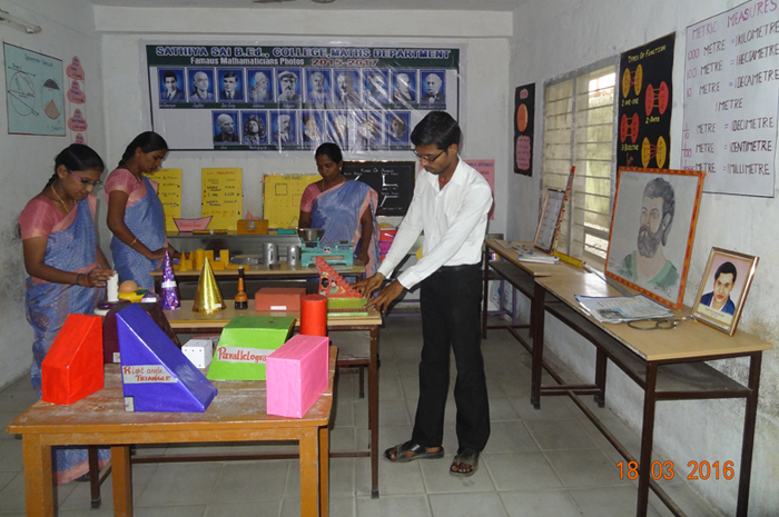 Lab | Gallery - Sathyasai B.Ed College